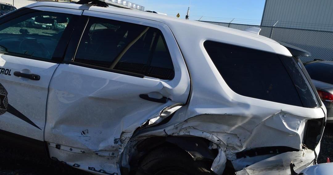 Driver Could Face Dui After Slamming Into Wsp Vehicle On I 82 Shoulder