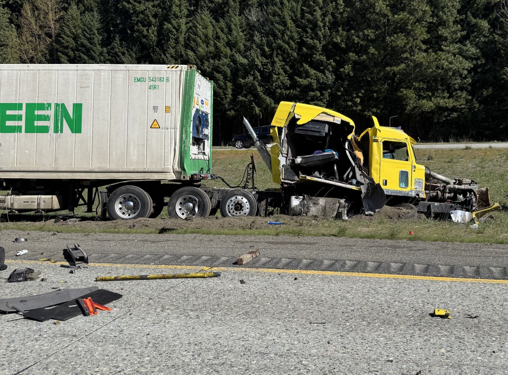 Semi-truck hits WSDOT vehicle on I-90 near Easton, causes delays | News ...