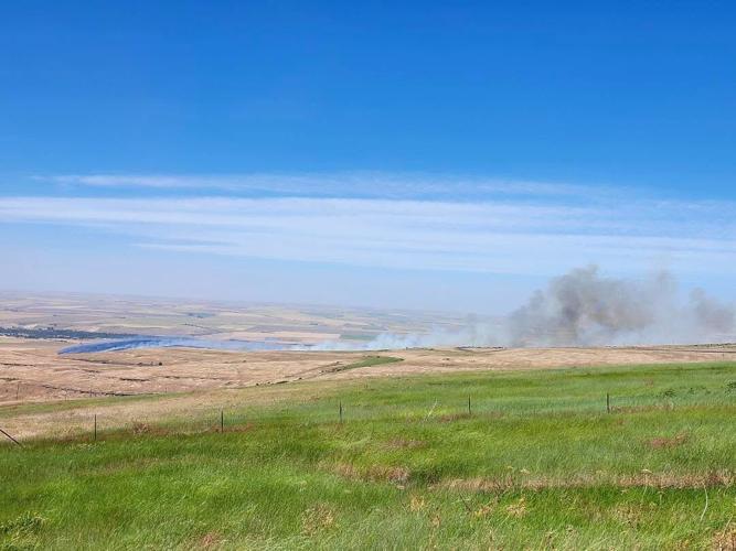 Evacuation notices lifted as Old Emigrant Road Fire near Pendleton hits ...