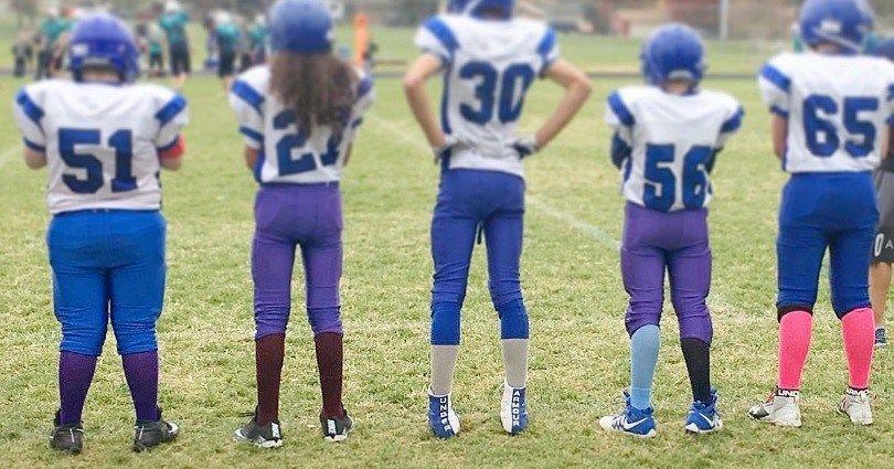 Carmichael Middle School football players raise cancer awareness on the ...
