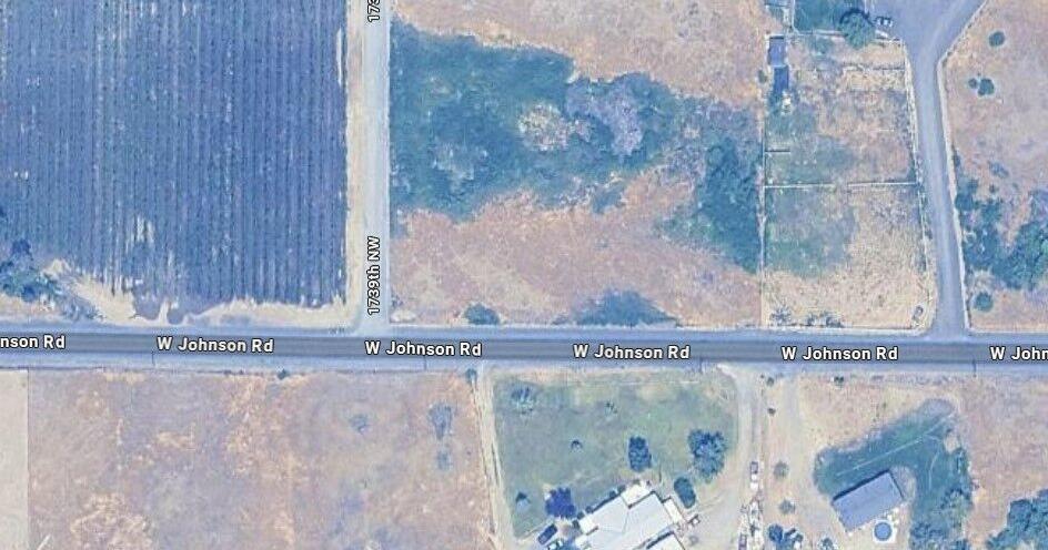 Two-car crash blocking West Johnson Road in Prosser | News ...