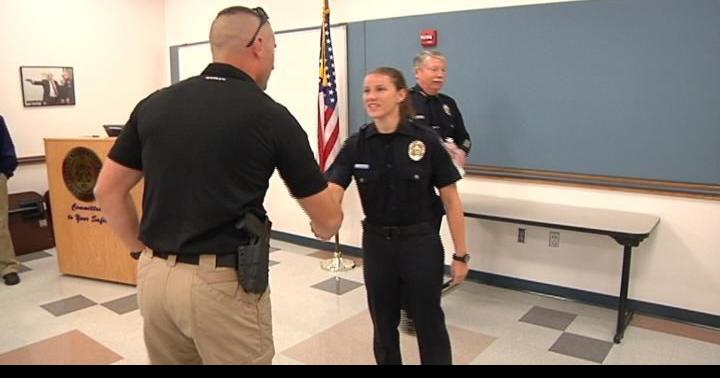Kennewick Chief Swears in New Officer, PD Now Largest Ever | Archives ...