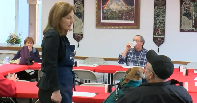 Representative Dr. Kim Schrier visits Cle Elum to speak with FISH, a ...