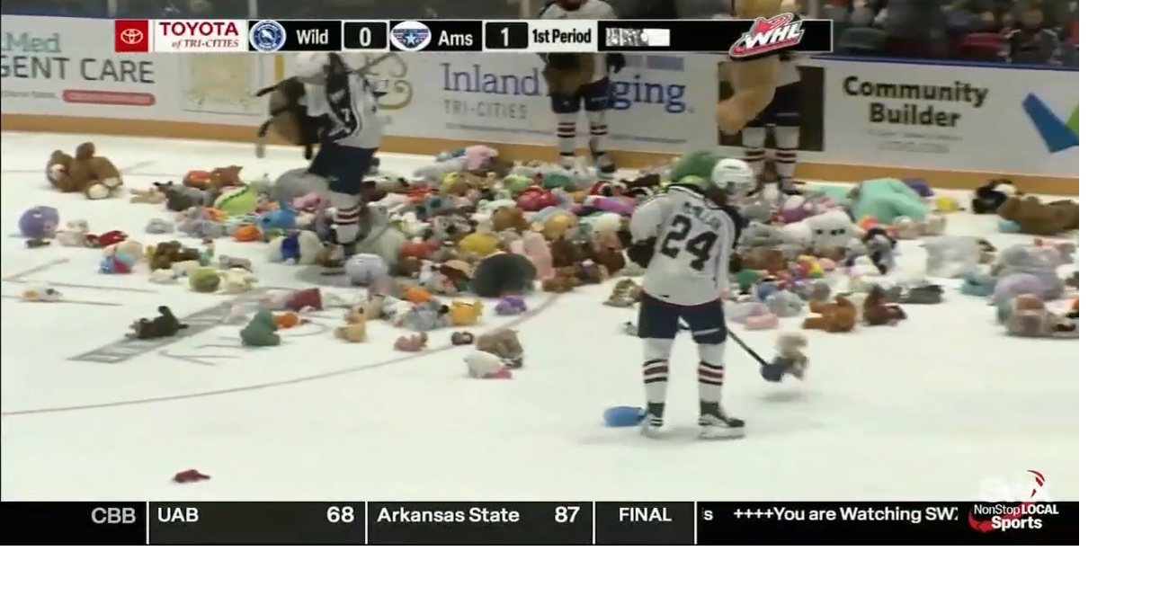 Teddy Bear Toss Sets Record | Tri-City Americans | nbcrightnow.com