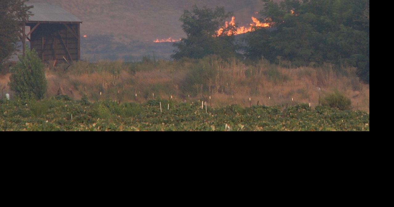 UPDATE: Evacuations lifted for homes near South Ward Gap Road fire ...