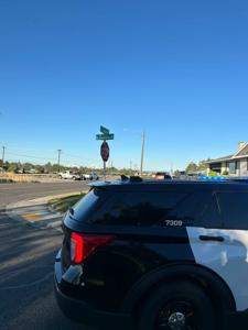 Driver overdoses behind wheel in Kennewick, crashes into parked cars ...