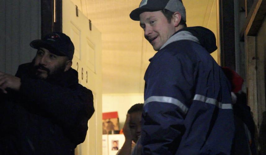 Manson Fire Department surprises families in need during Season of Hope ...