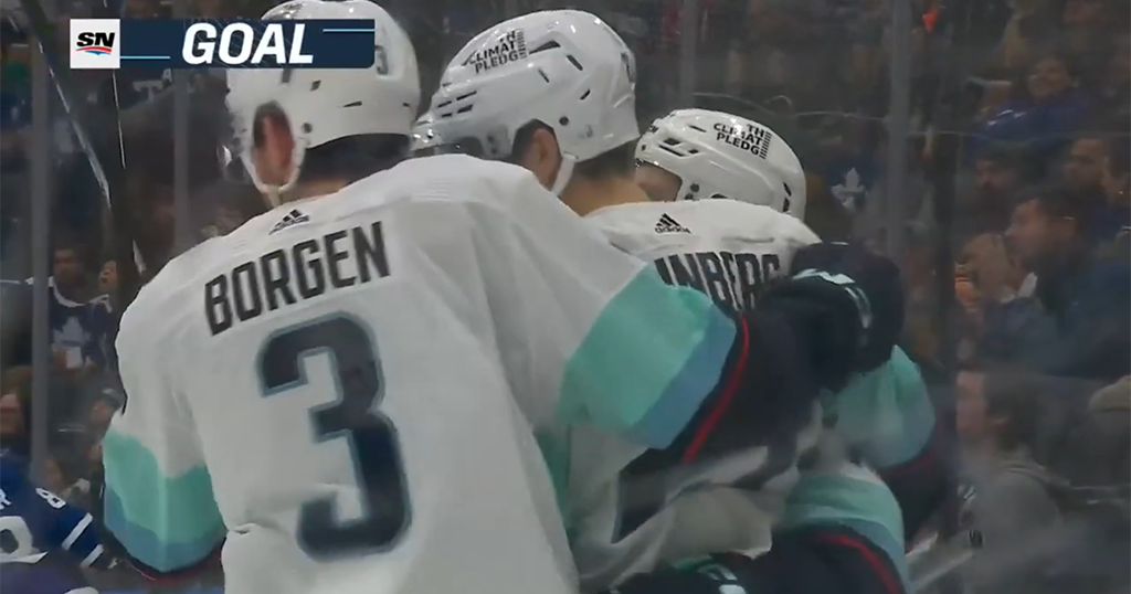 Kraken explode for 4 goals in 2nd to top Toronto | Sports | ncwlife.com