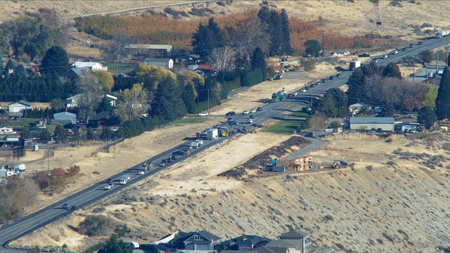 Three-vehicle Highway 28 wreck leads to fatality | Wenatchee Valley ...