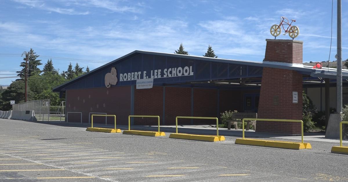 Eastmont School Board candidate says he supports renaming Robert E. Lee ... Eastmont School Board candidate says he supports renaming Robert E. Lee ...
