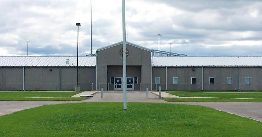 Incarcerated Moses Lake gangmember earns new prison time for drug ...