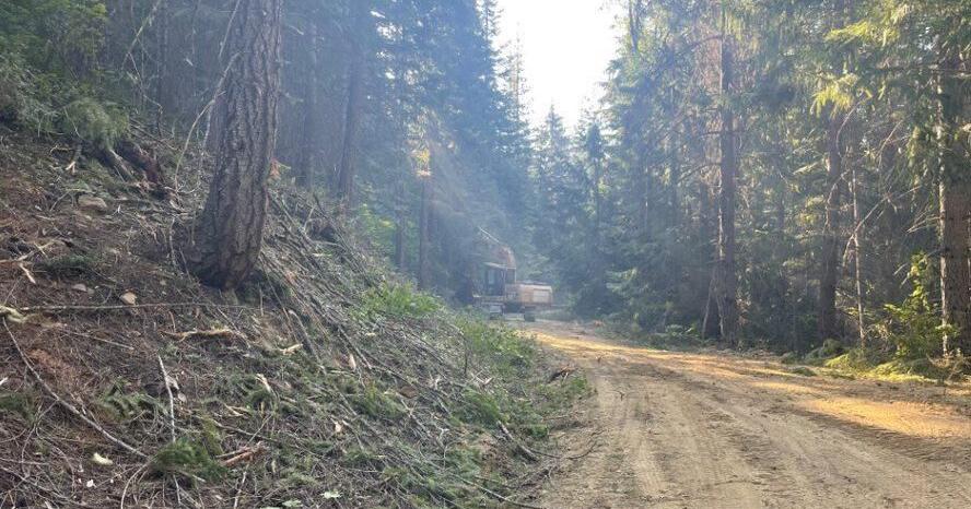 Lake Wenatchee fires continue slow burn as work on perimeter continues ...