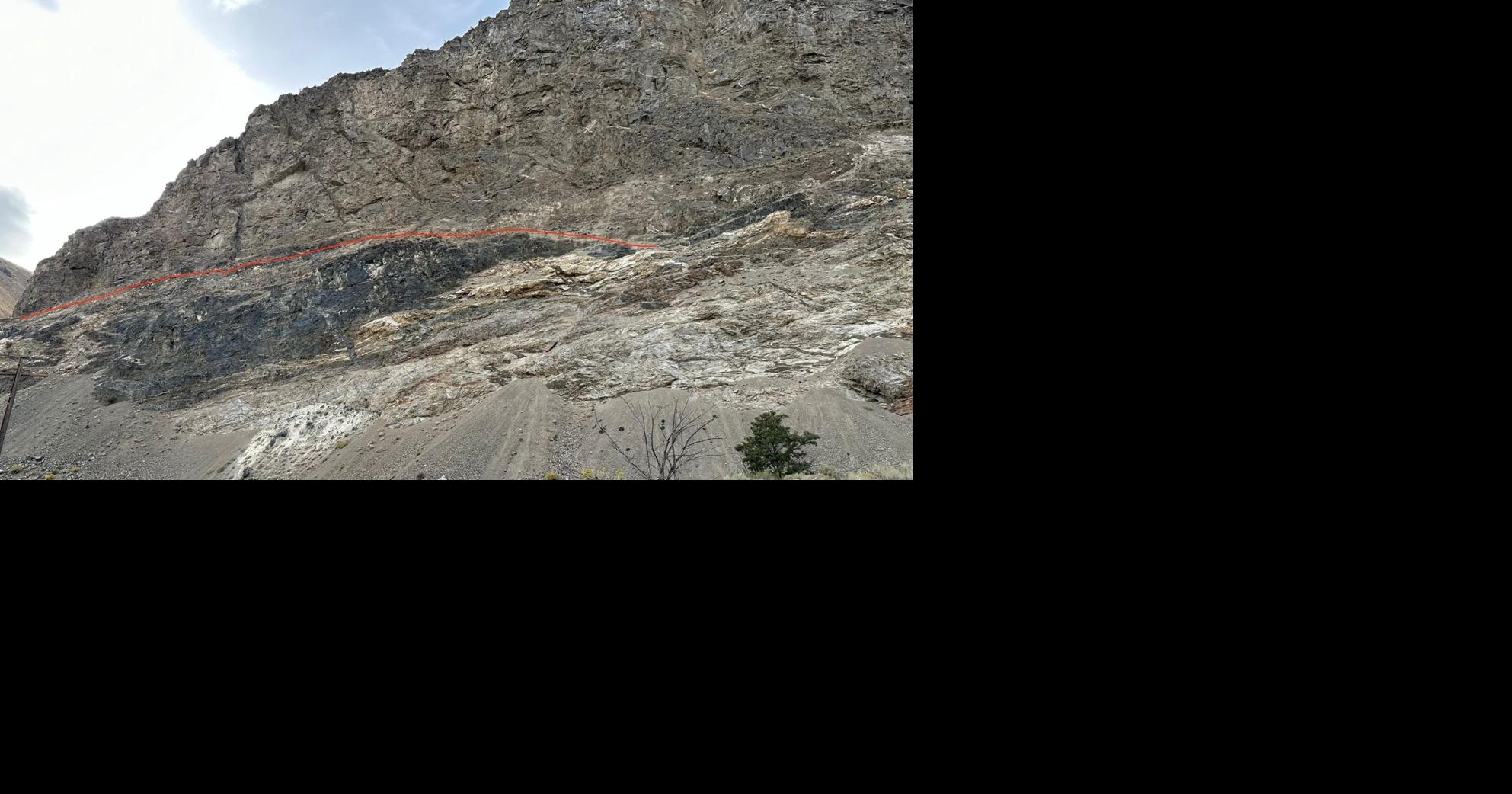 BASE jumper extracted after Columbia cliff accident | Wenatchee Valley ...