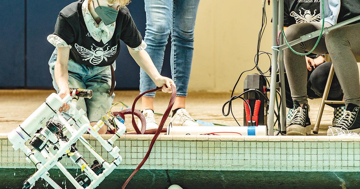 Underwater robotics Saturday in Newport | Coast Life | newportnewstimes.com