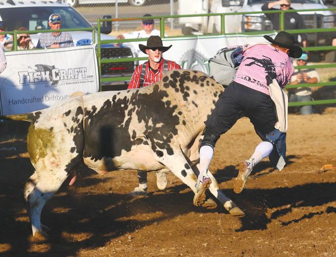 Rodeo brings action to county fair | Sports | newportnewstimes.com