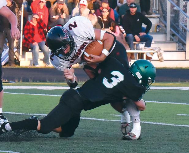 Irish defense stymies Reedsport | Sports | newportnewstimes.com
