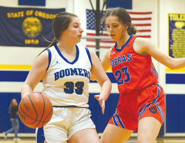 No. 2 Central Linn busts Boomers | Sports | newportnewstimes.com
