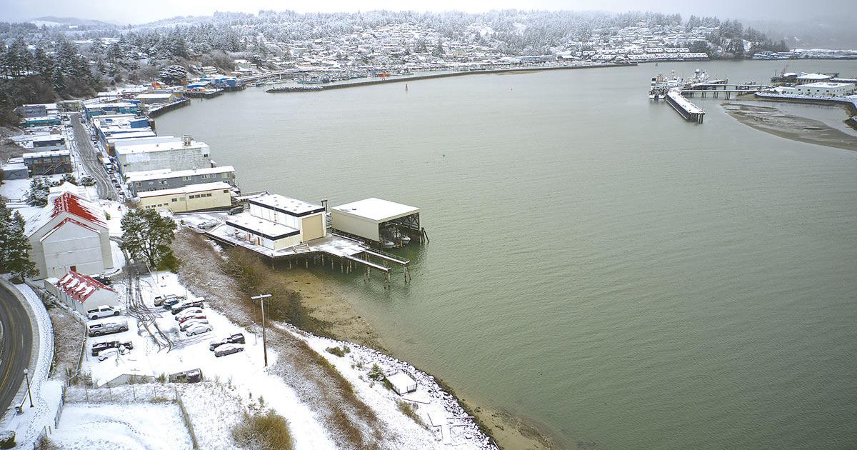 Snowstorm packs a punch | News | newportnewstimes.com