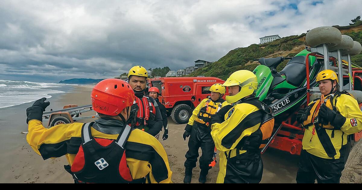 Water rescue drill | News | newportnewstimes.com
