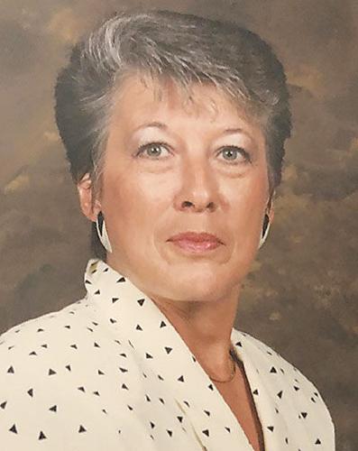 Beverly (Castle) Mohr | Obituaries | newportnewstimes.com