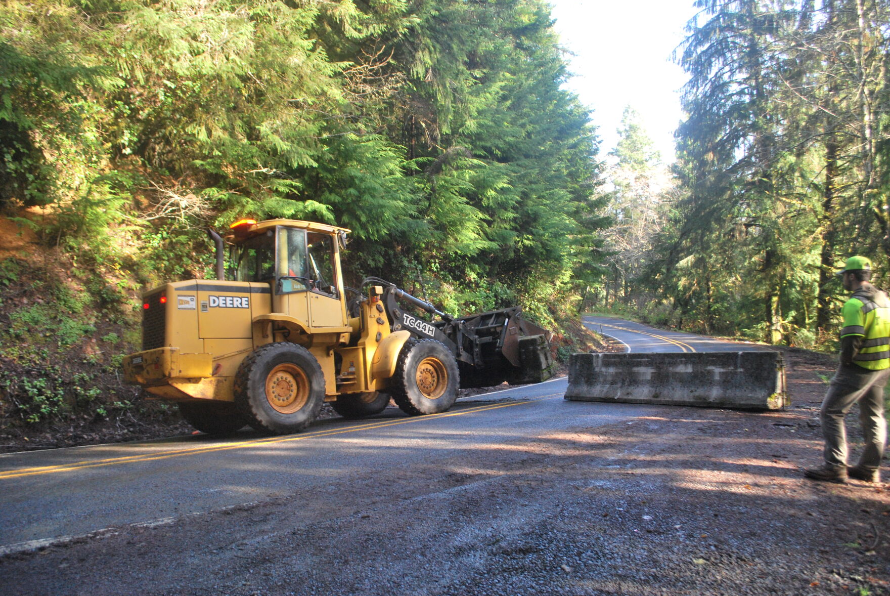 Photos - Update - Landslide: Highway 229 between Kernville and Siletz ...
