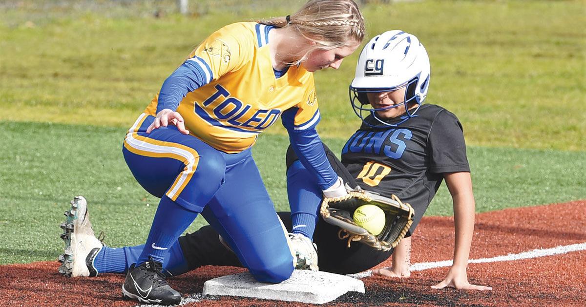 Big inning dooms Boomers | Sports | newportnewstimes.com