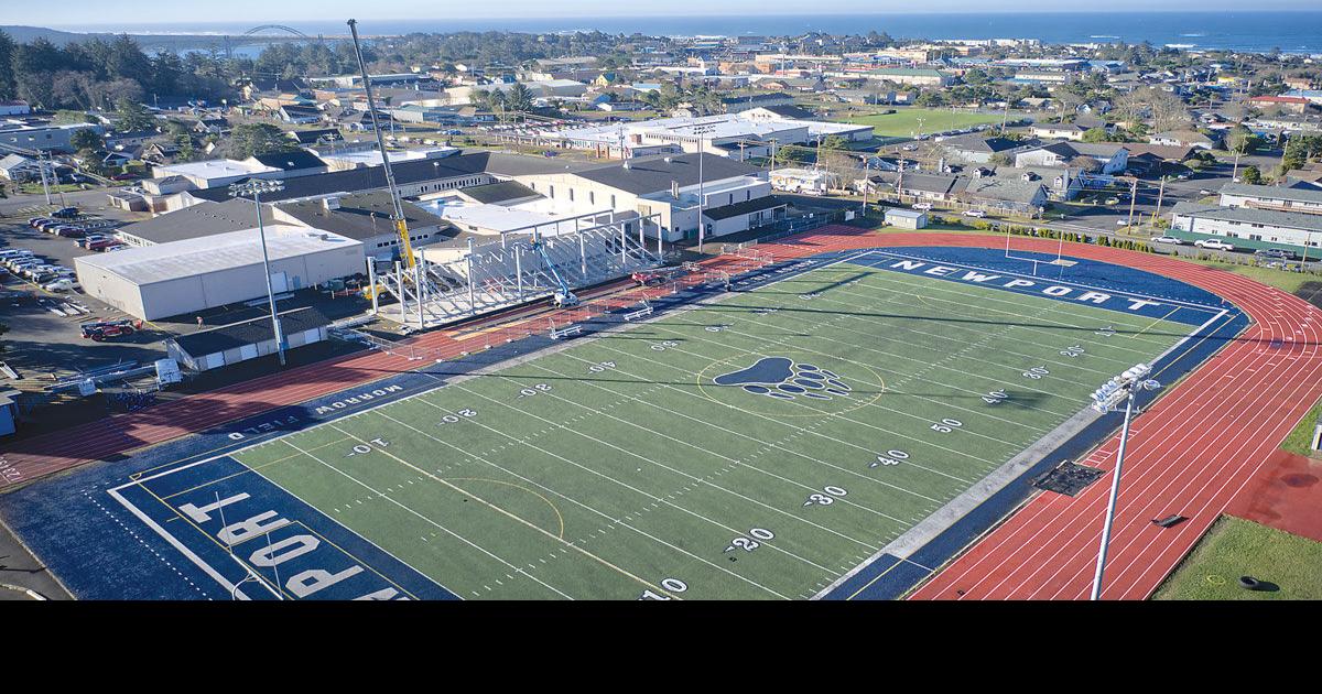 Grandstand construction | News | newportnewstimes.com