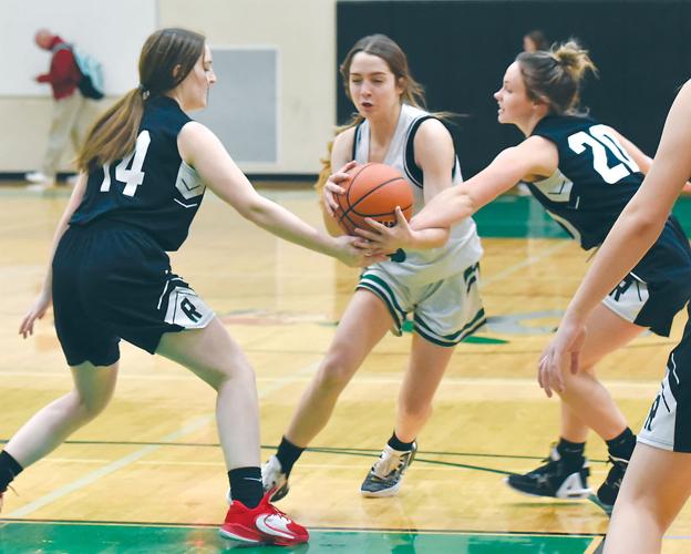 Waldport takes two | Sports | newportnewstimes.com