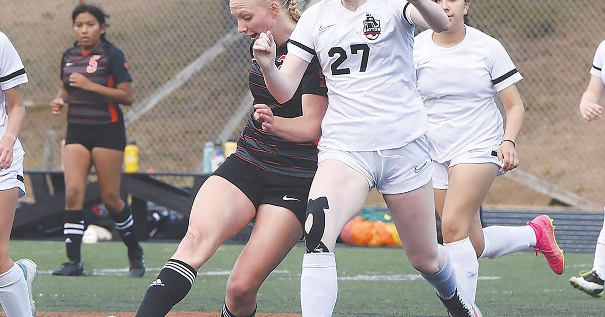 Taft athletes earn all-league honors | Sports | newportnewstimes.com