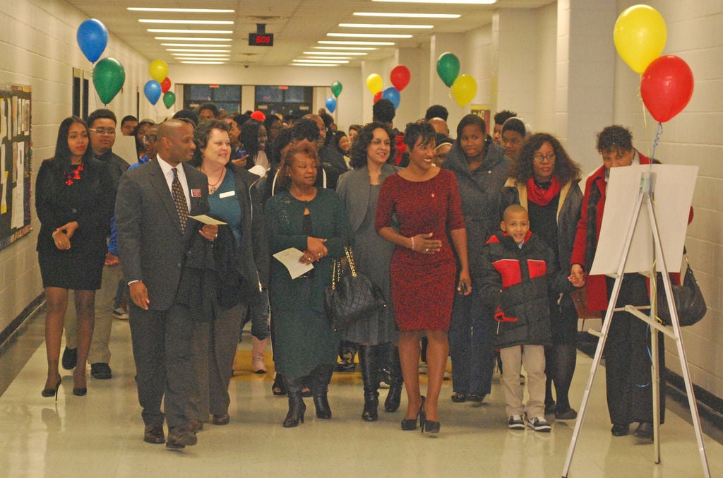 Rex Mill Middle School formally opens new STEM Lab | News | news-daily.com