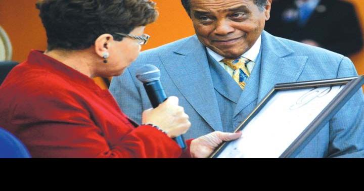 Farewell celebration for BOC chair Eldrin Bell | News | news-daily.com