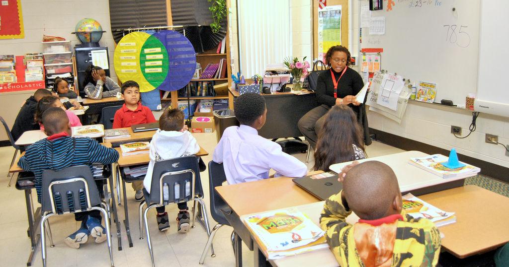 Students gather for ‘read-in’ at Kilpatrick Elementary | News | news ...