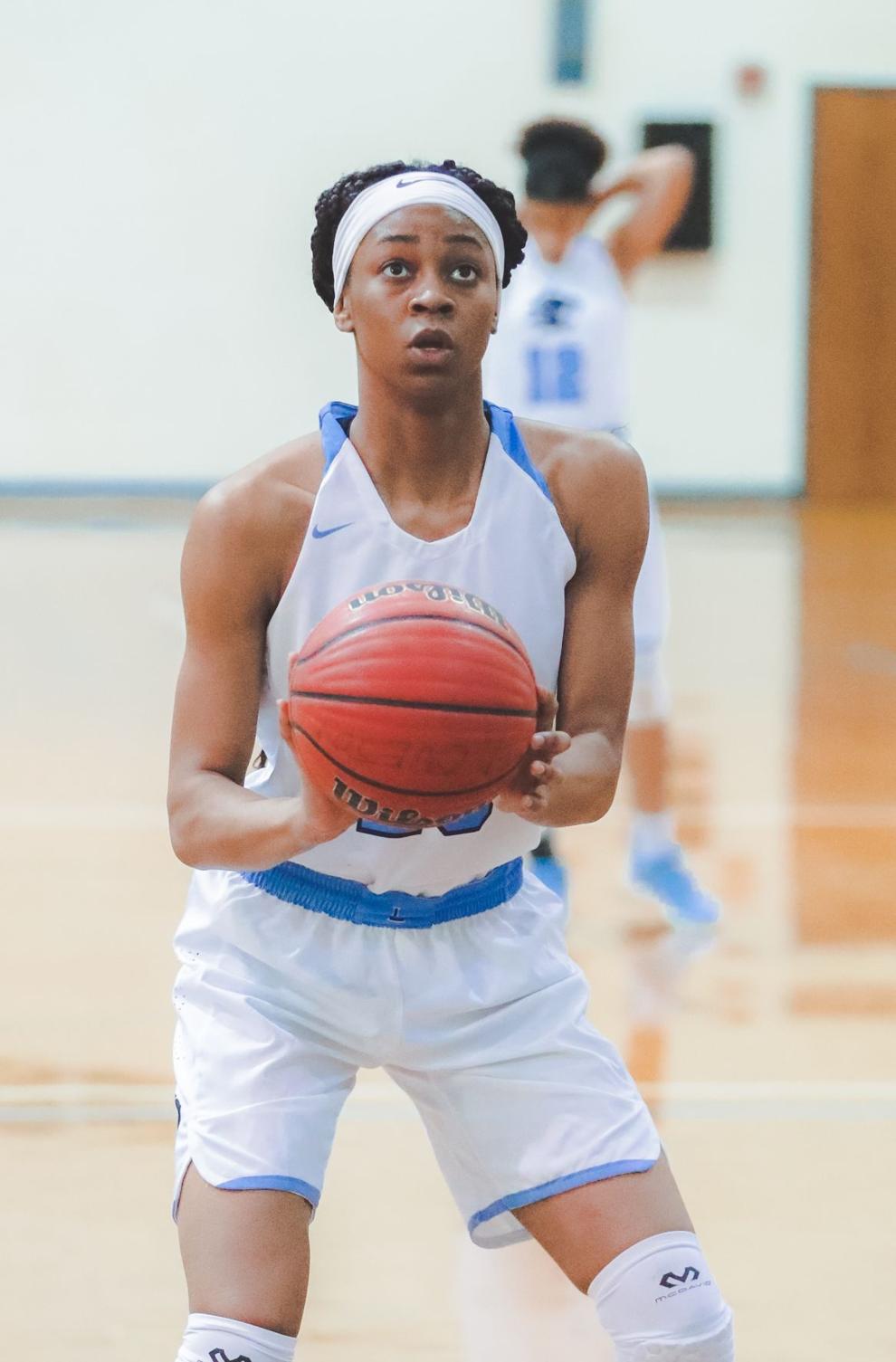 BASKETBALL: Kayla Brown shines on senior night as Lovejoy clinches top ...