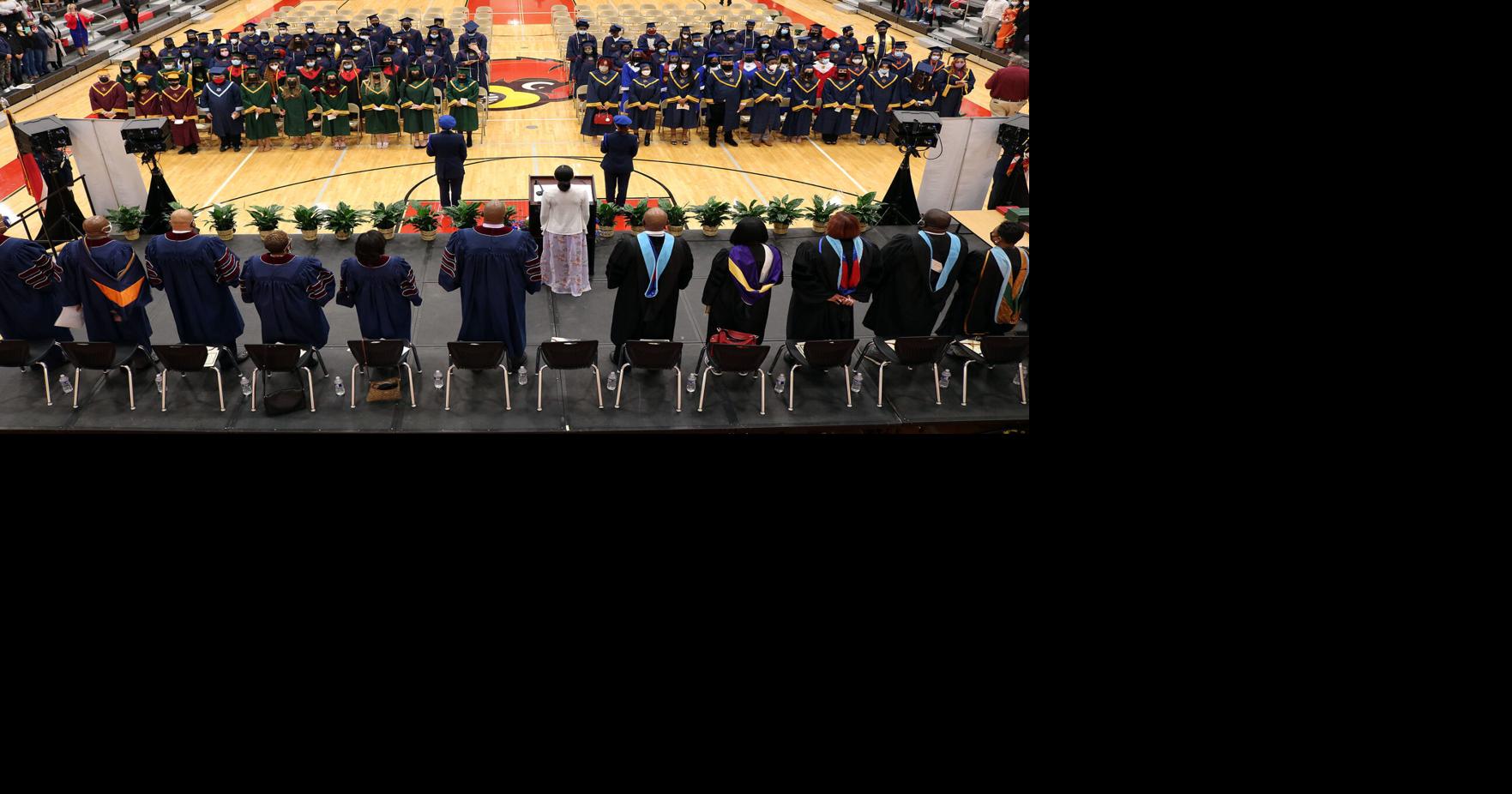 Clayton County schools celebrates early graduates with winter ...