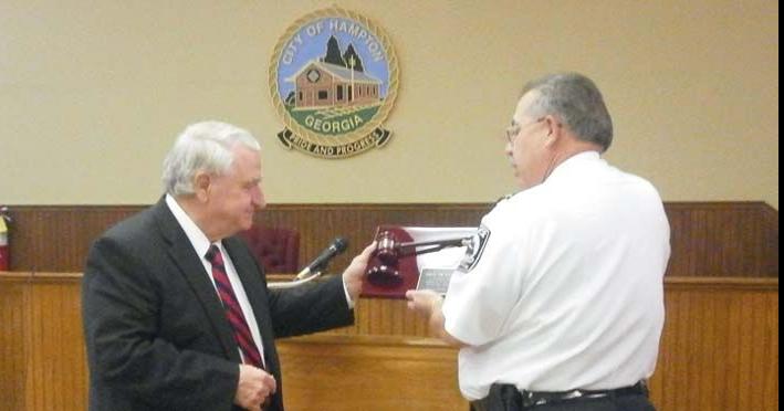 Hampton judge honored for four decades of service | News | news-daily.com