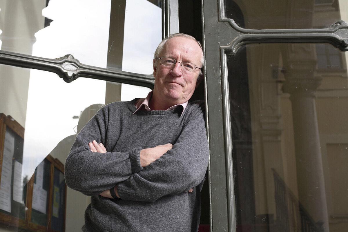 Robert Fisk, the journalist who interviewed bin Laden, dies at 74 ...