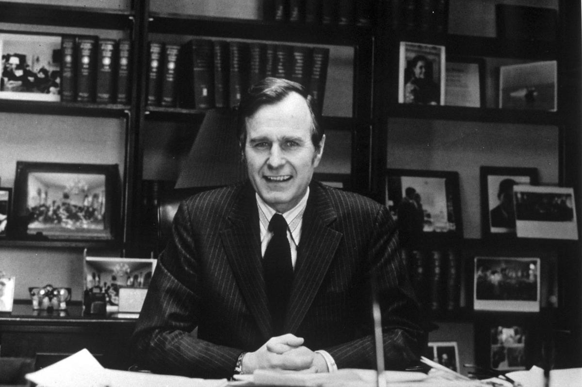 PHOTOS: George H.W. Bush through the years | News | news-daily.com