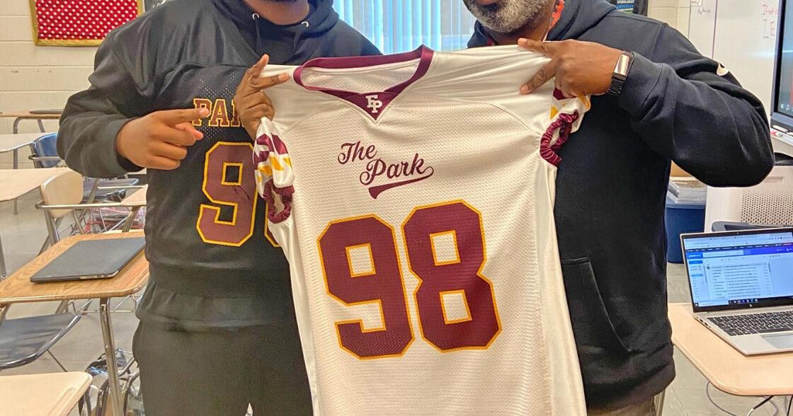 Cabrera To Play Football At Clark Atlanta | Sports | news-daily.com