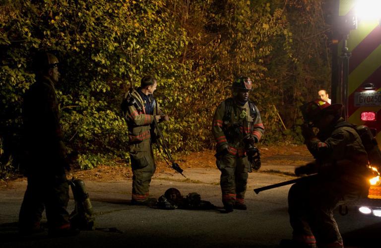 PHOTOS: Firefighters snuff smoky blaze at empty apartment building near ...