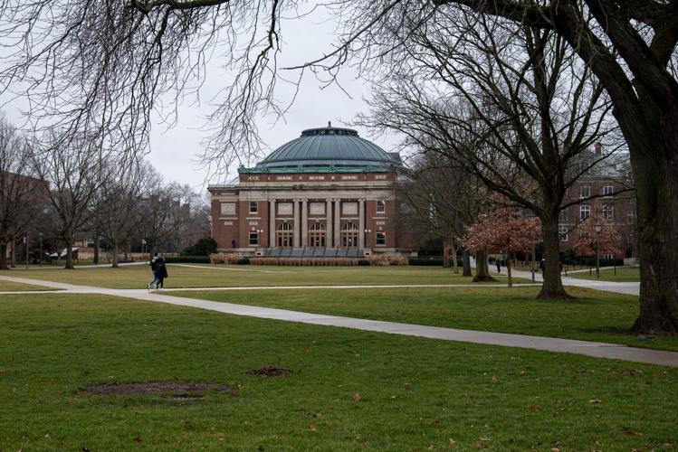 At UI, springing forth into a new semester | University-illinois | news ...