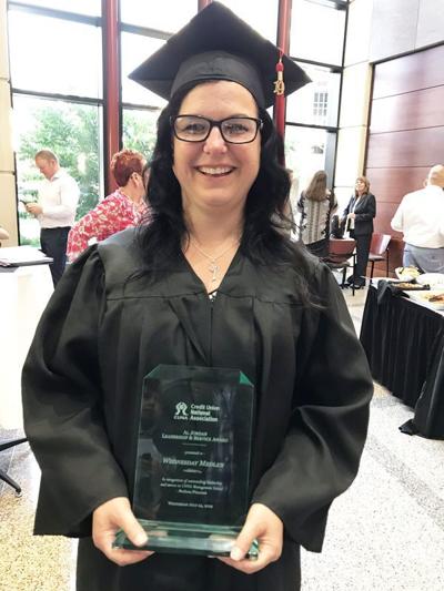 Medlen receives Leadership Award | Our County | news-gazette.com