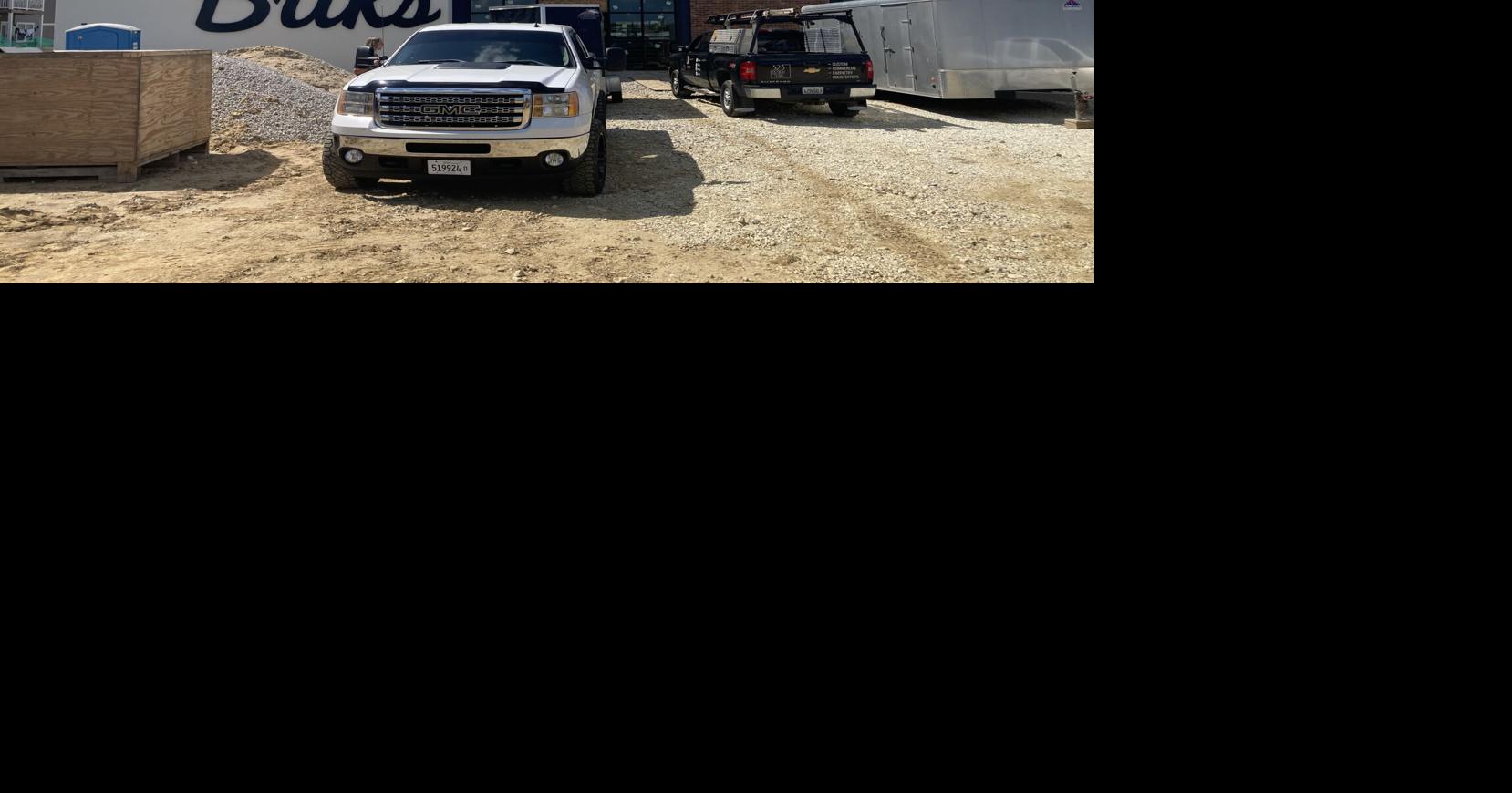 On tap in Mahomet: Mexican restaurant, brick-oven pizzeria ...