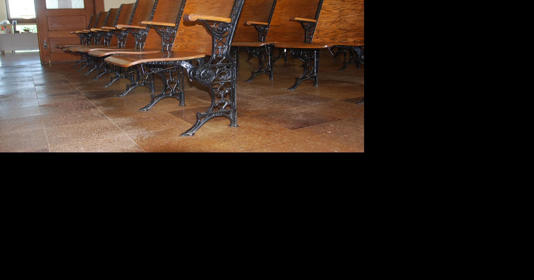 Ford courthouse seats to be auctioned | News | news-gazette.com