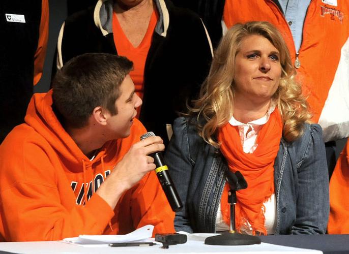 UI Men's Basketball: Michael Finke Signs | Illini sports news | news ...