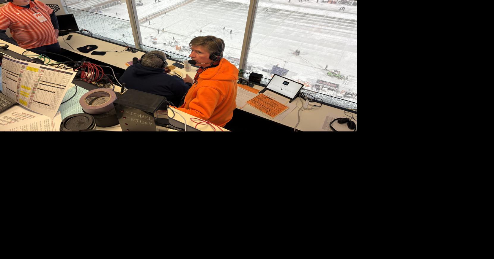 Brian Barnhart | Calling a game is a team effort | Illini sports news ...