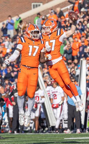 PHOTO GALLERY : Illinois football vs. Indiana | Multimedia | news ...