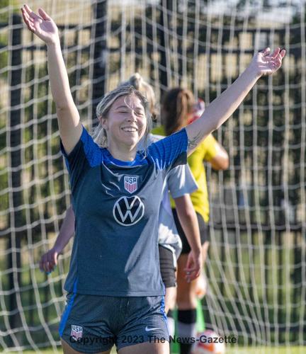 Illini soccer welcomes U.S. women's deaf national team | Sports | news ...