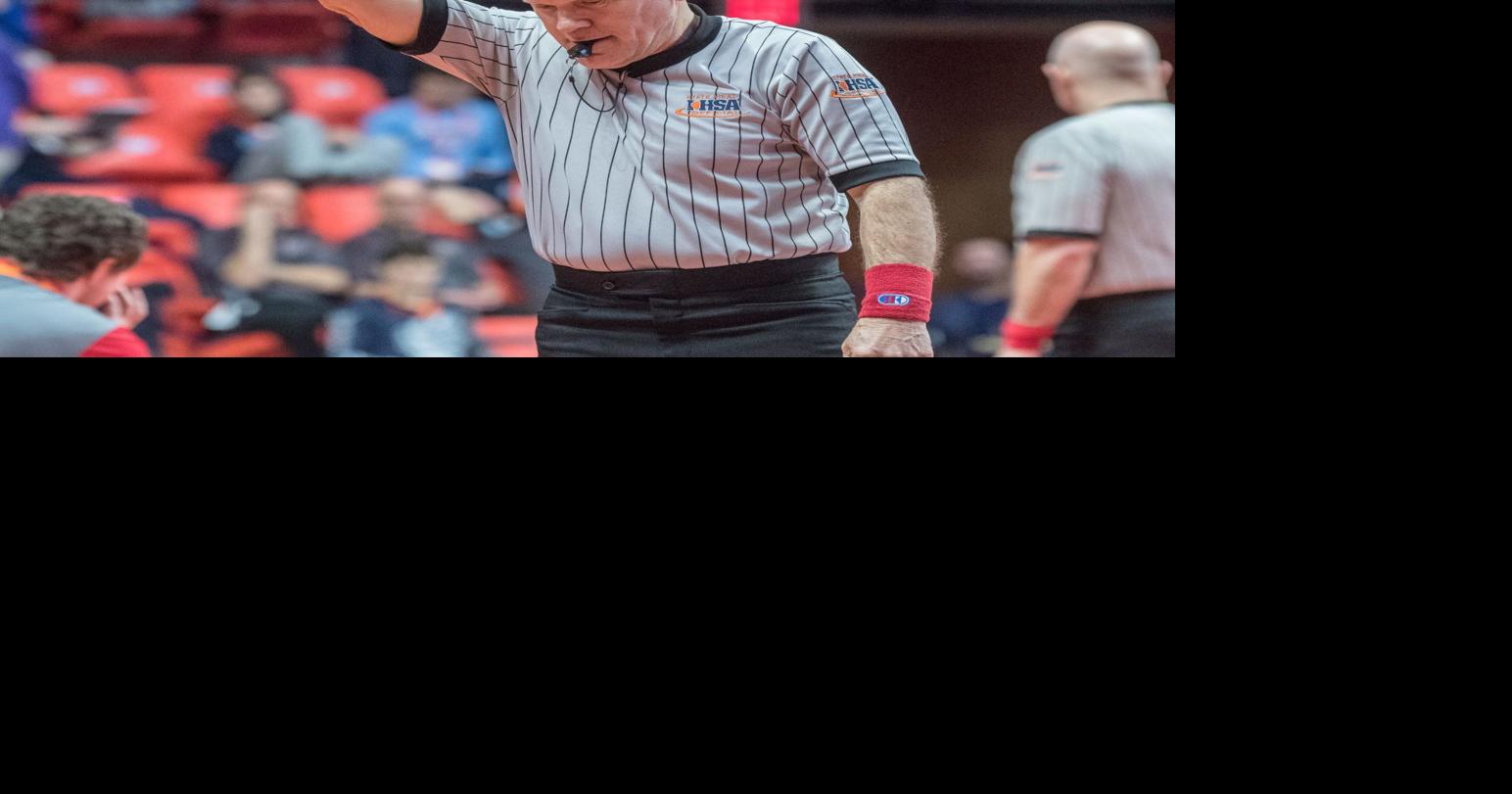 45-year IHSA wrestling ref feeling the love | People | news-gazette.com
