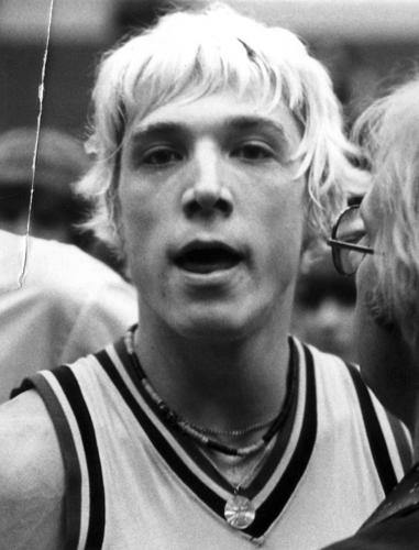 Daniels | Blonde Bomber makes area visit | Sports | news-gazette.com