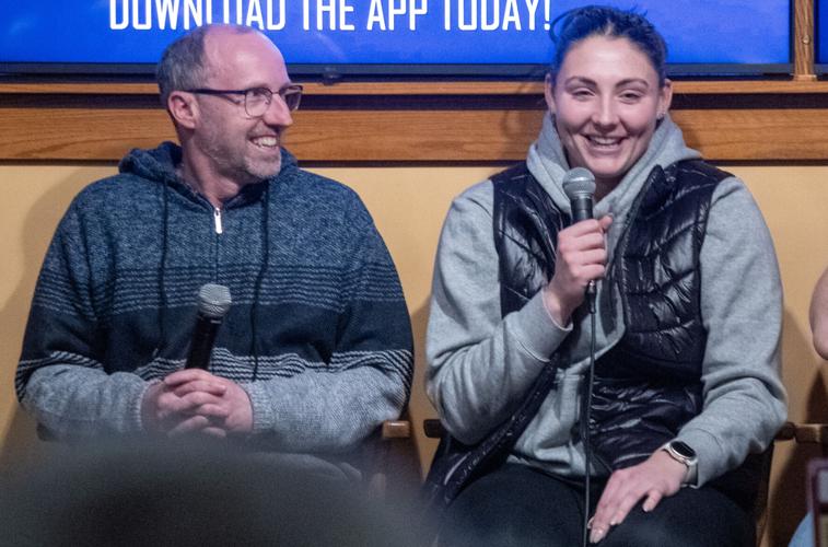 PHOTO GALLERY: Illini women's basketball on the air | News | news ...